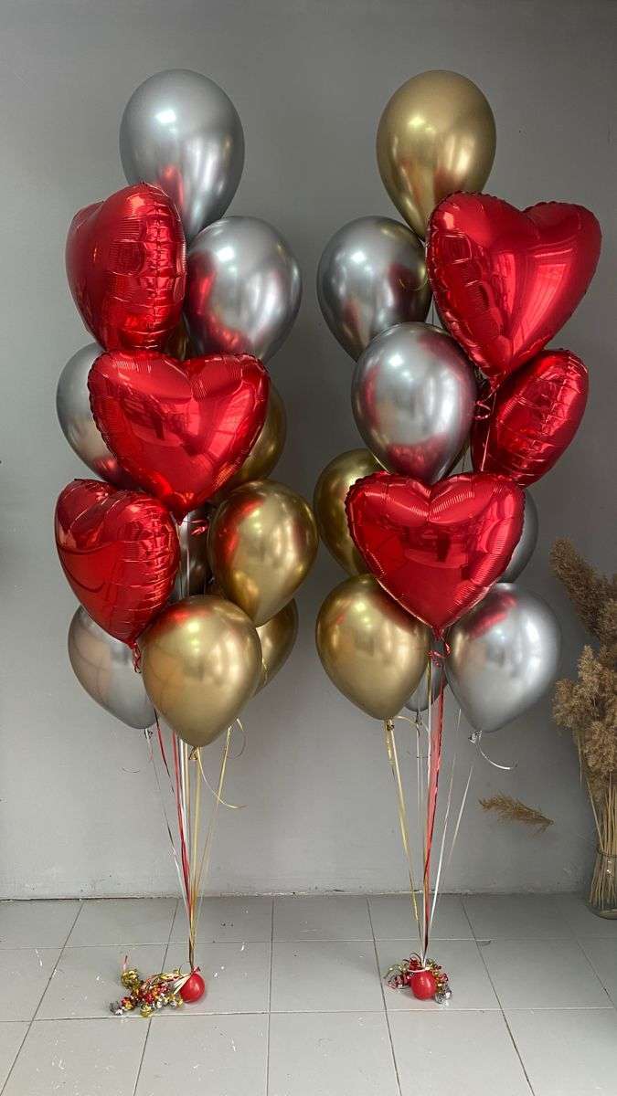 Love-Struck Red Foil Heart Bouquet - Balloons N Beyond